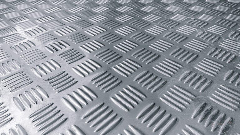 What is a Checker Plate? - Jianglin
